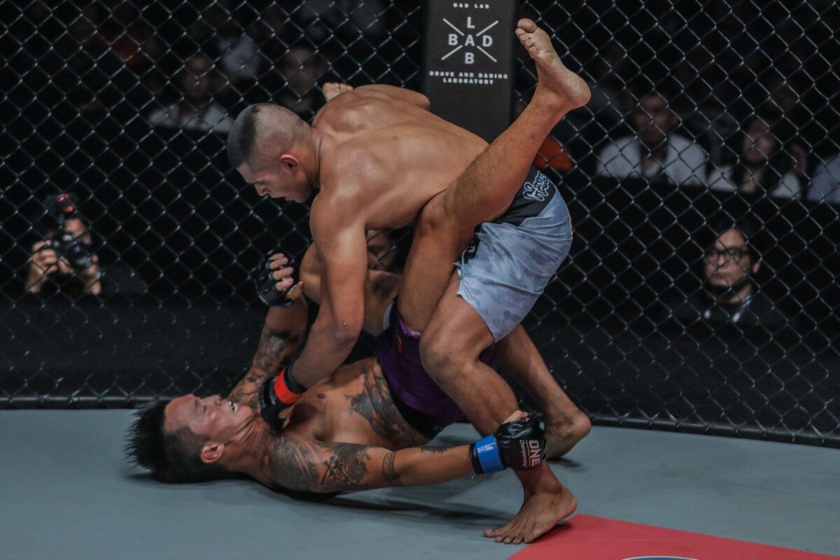 Agilan Thani Remains Unbeaten With Submission Of Jeff Huang - ONE ...