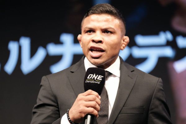 Bibiano Fernandes “Knows What To Do” To Beat Kevin Belingon In Japan ...