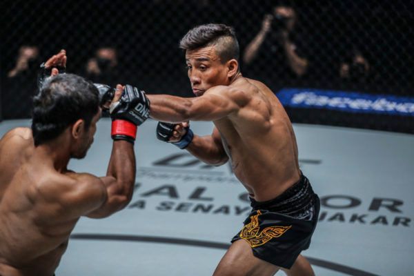 Chan Rothana Defeats Abro Fernandes In Flyweight Thriller - ONE ...