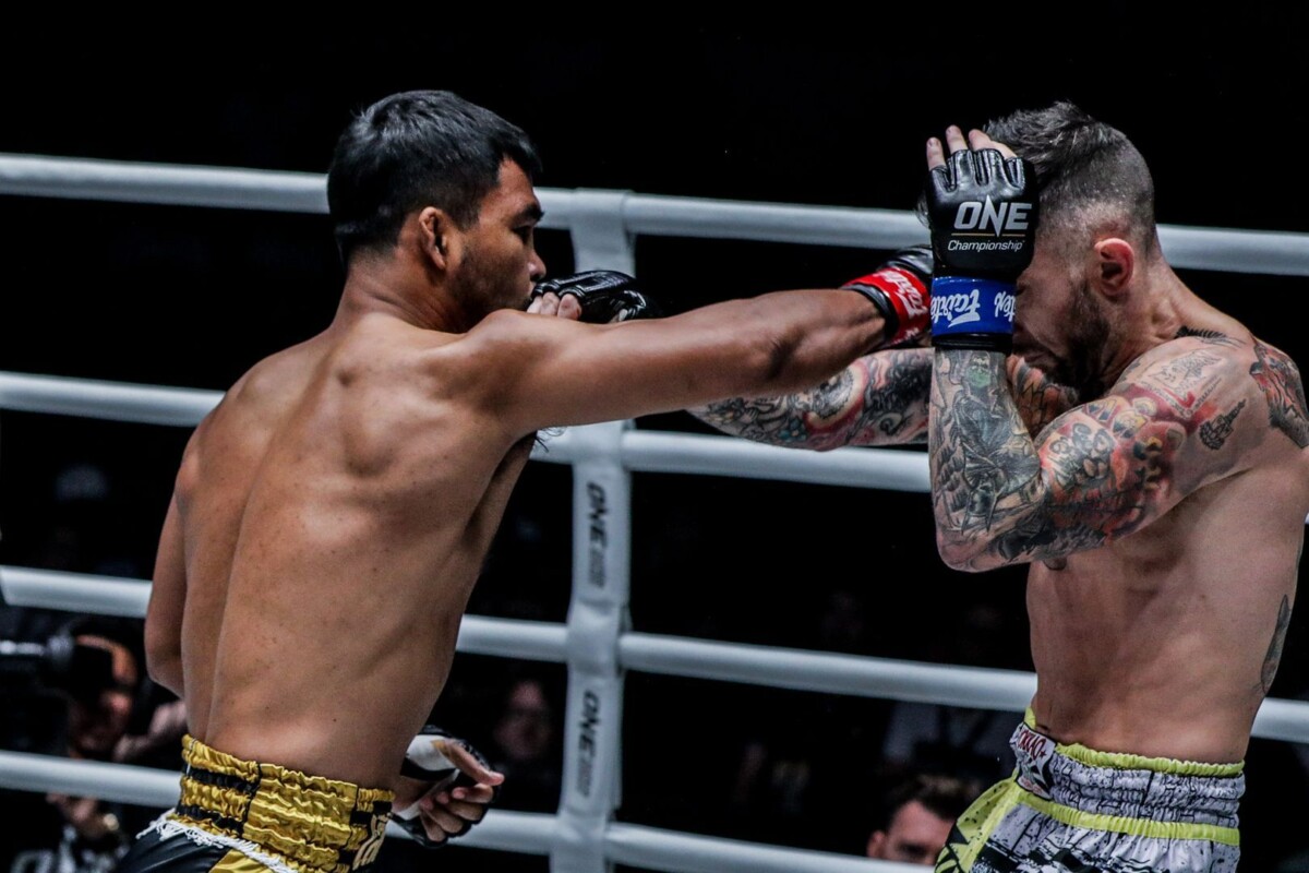 Rodlek Out-Strikes Liam Harrison In Three-Round Muay Thai Thriller ...