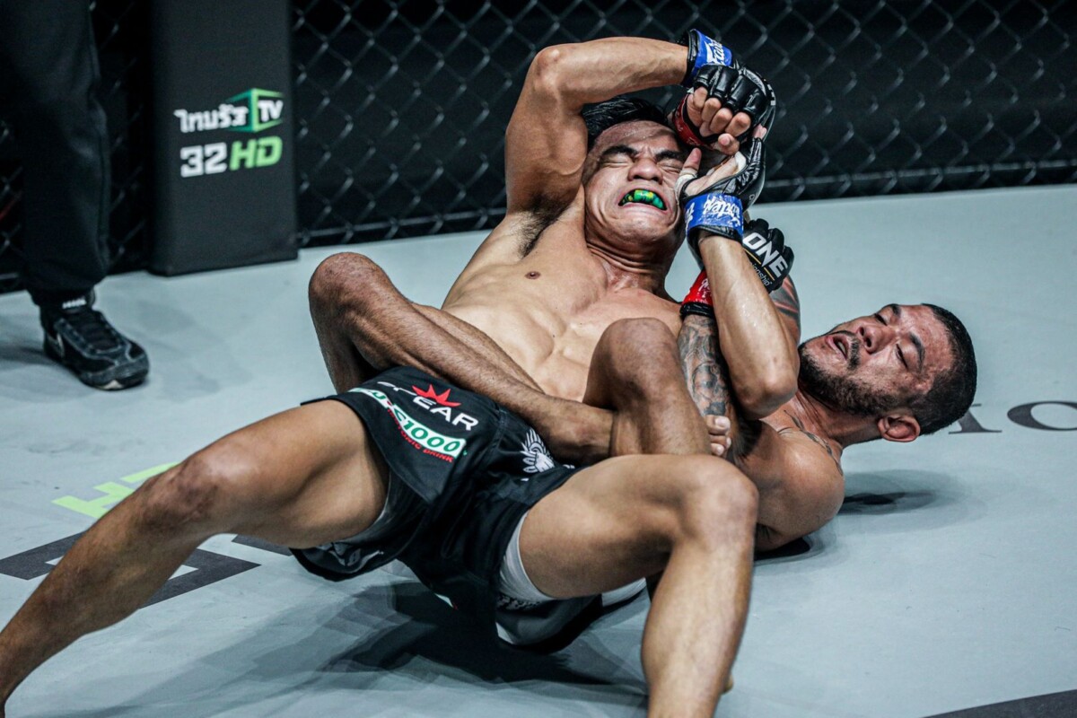 Alex Silva Breaks Down Highlight-Reel Submission Of Stefer Rahardian ...