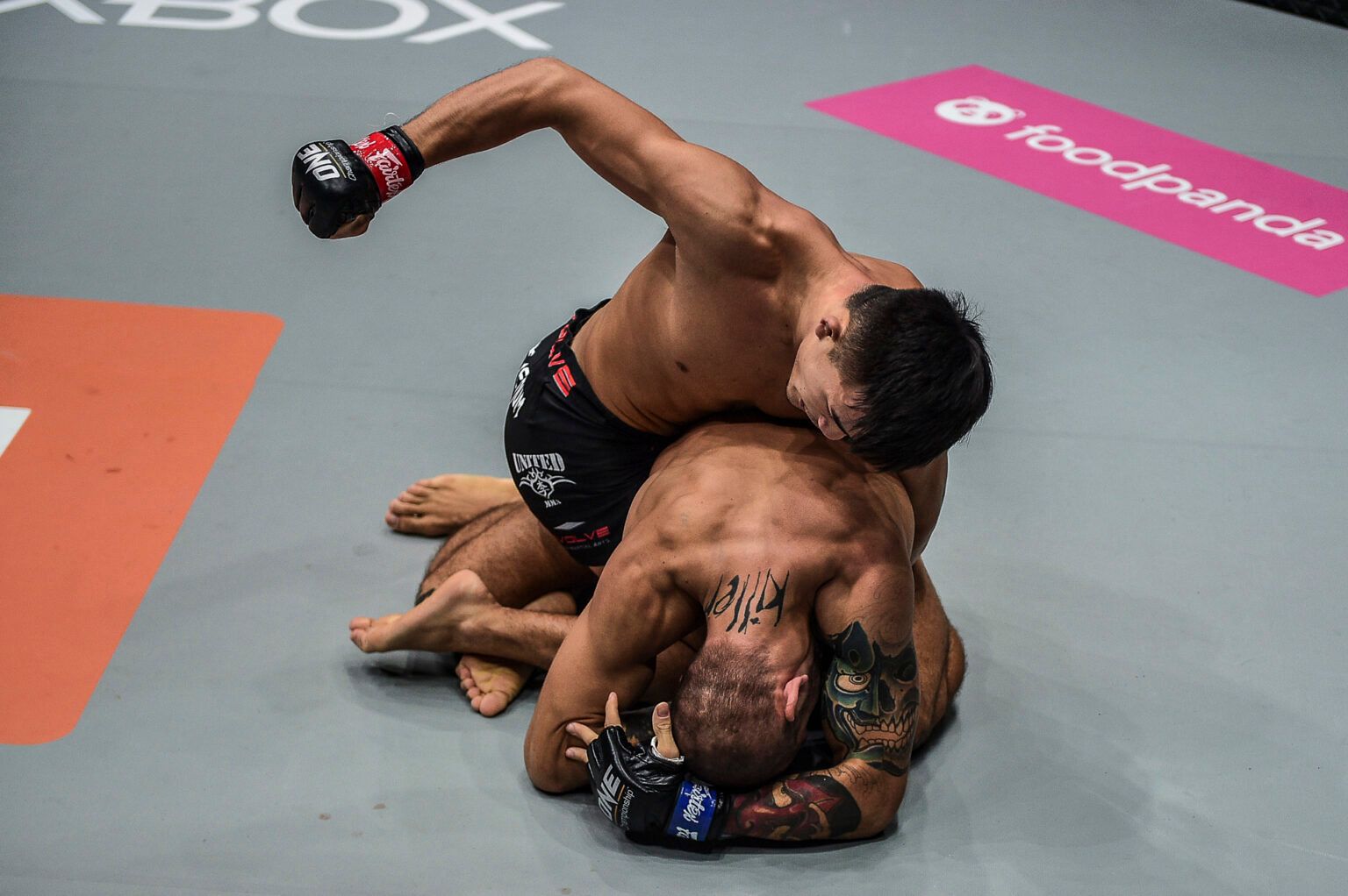 Lee Finishes Lapicus In First ONE Lightweight World Title Defense - ONE ...