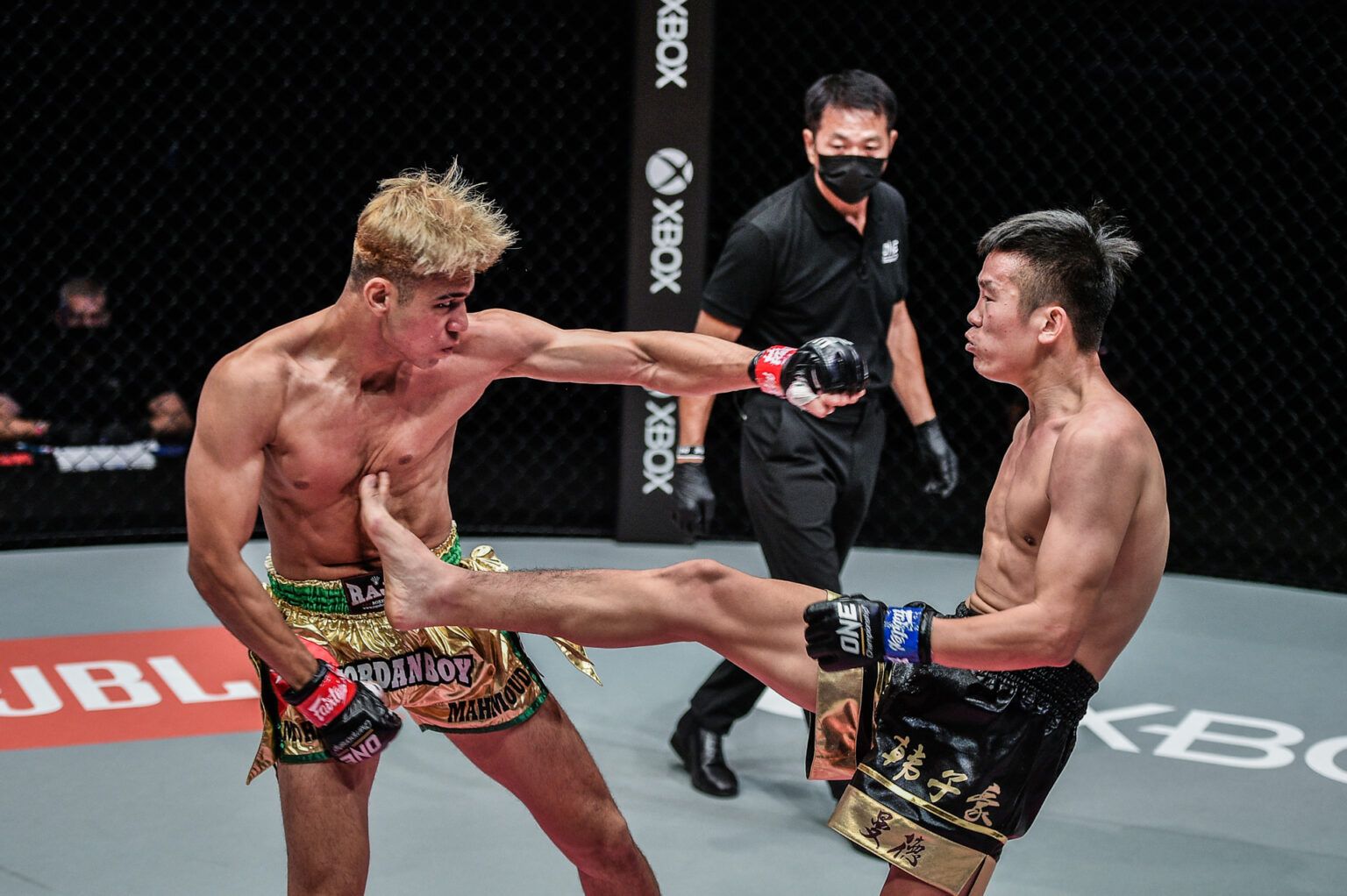 Han Zi Hao Opens ONE: REIGN OF DYNASTIES II With Spectacular KO - ONE ...