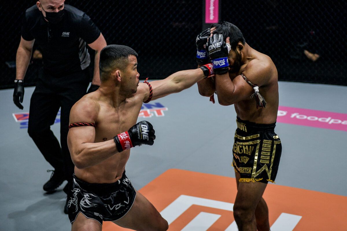 Nong-O Defends Belt With Highlight-Reel Knockout Of Rodlek - ONE ...