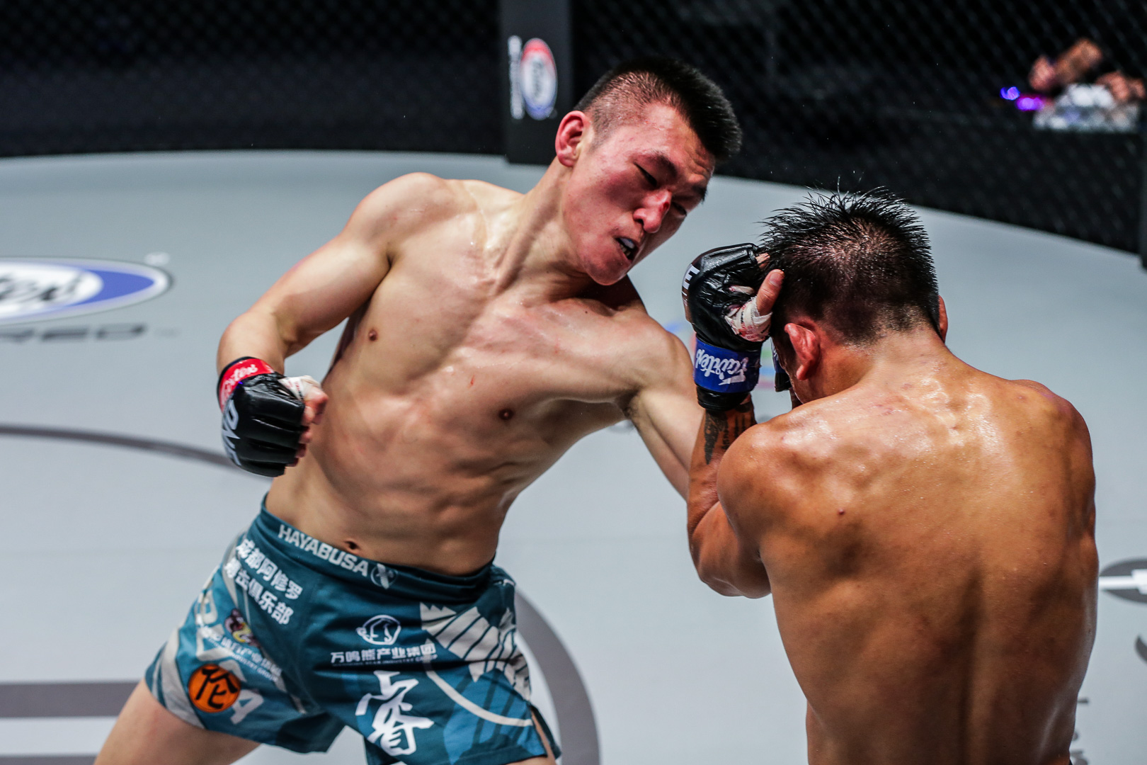 Chen Rui Digs Deep For Tight Decision Win Over Mark Abelardo