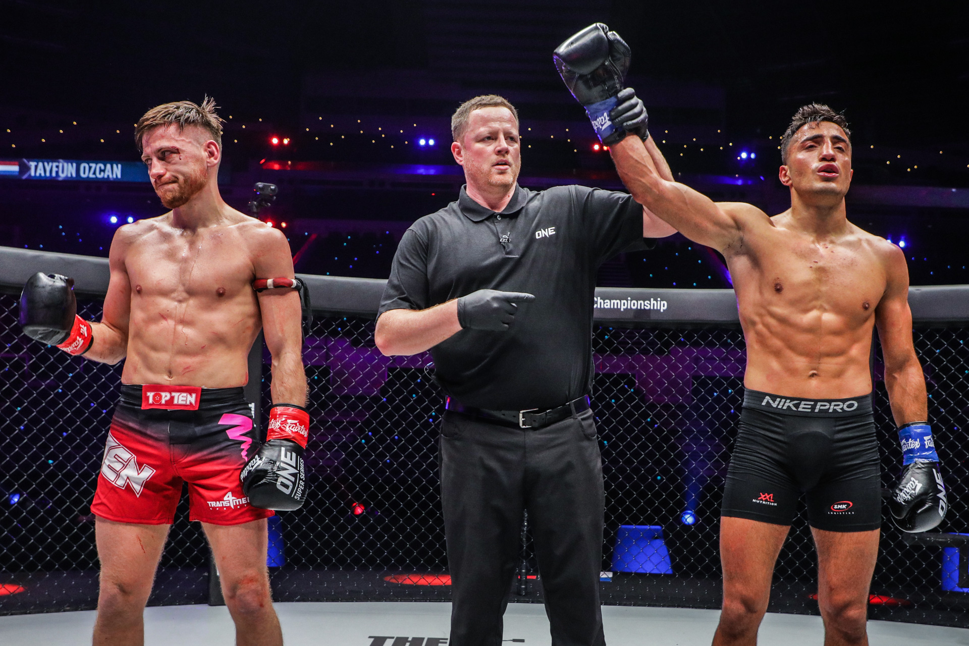 Tayfun Ozcan Defeats Enriko Kehl In Three-Round Kickboxing Thriller ...