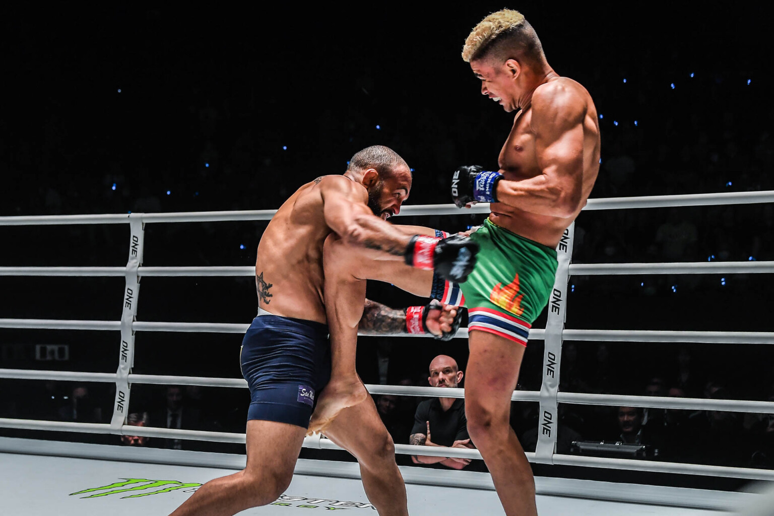 Best MMA Fight Of 2023: Fabricio Andrade And John Lineker Throw Down In ...