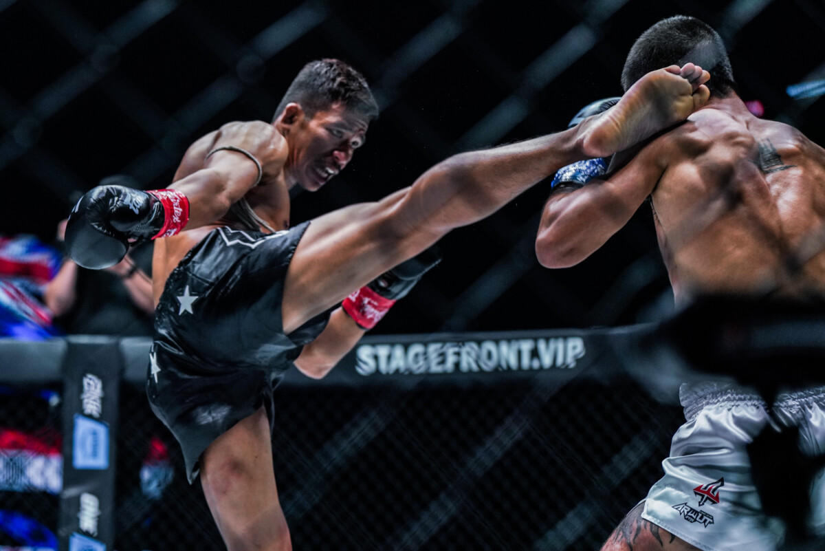 Superlek Kiatmoo9 Finishes Danial Williams, Retains Flyweight ...