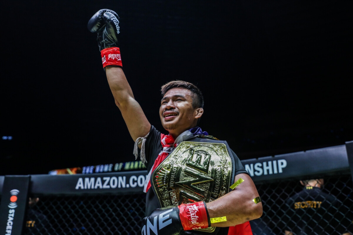 Superlek “The Kicking Machine” Kiatmoo9 MMA Stats, News, Videos ,and ...