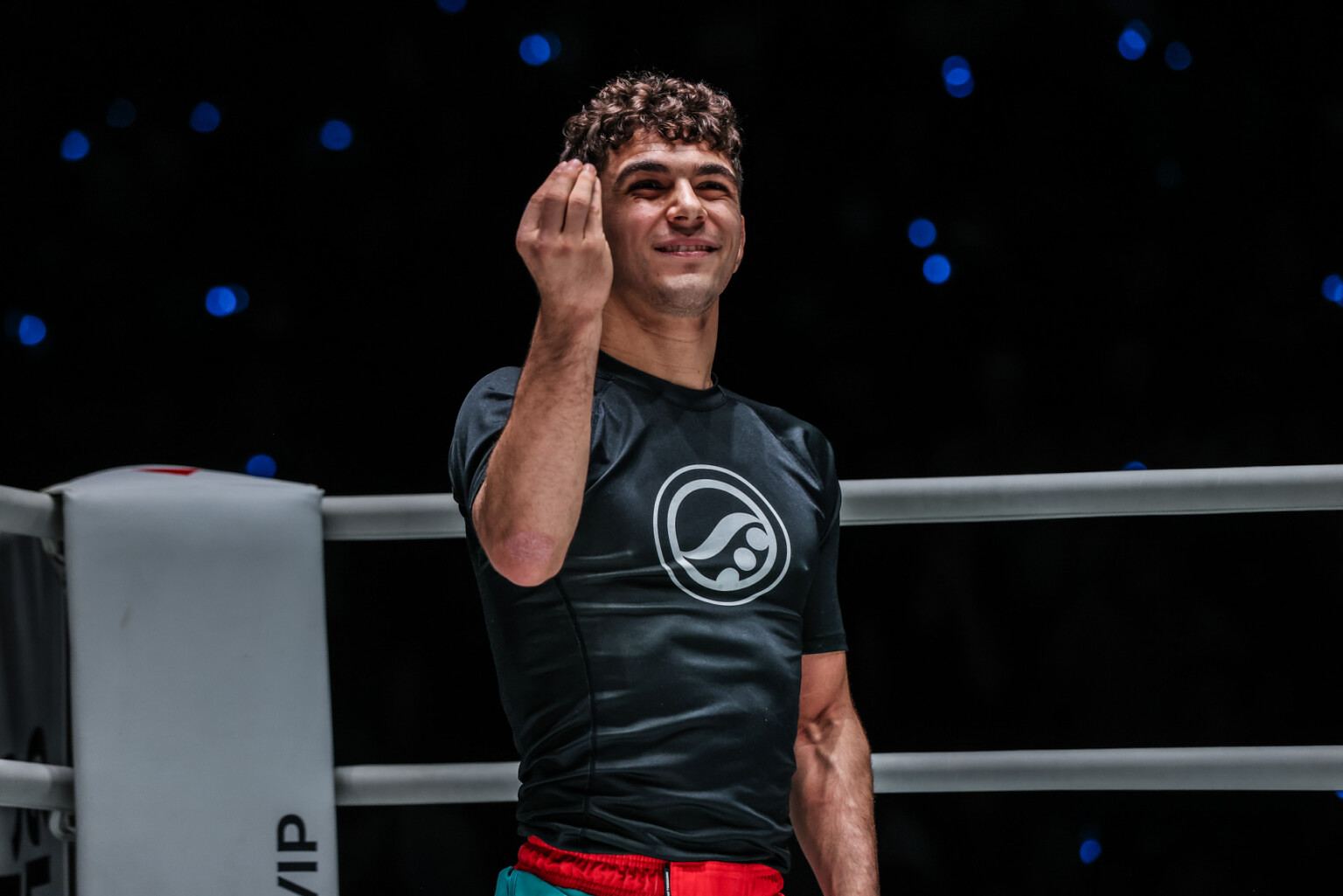 Nong-O Praises ‘Fast Learner’ Mikey Musumeci After Muay Thai Training ...