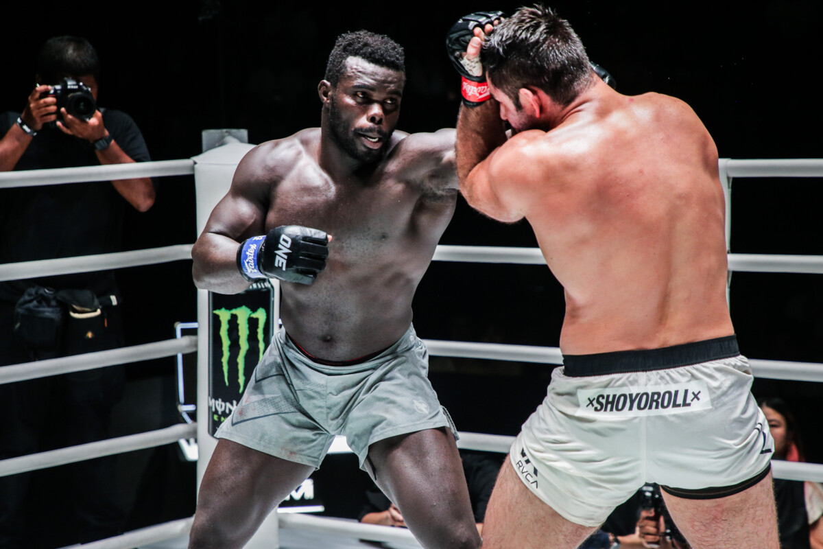 5 Fast Facts About Viral Heavyweight MMA Sensation ‘Reug Reug’ Oumar ...