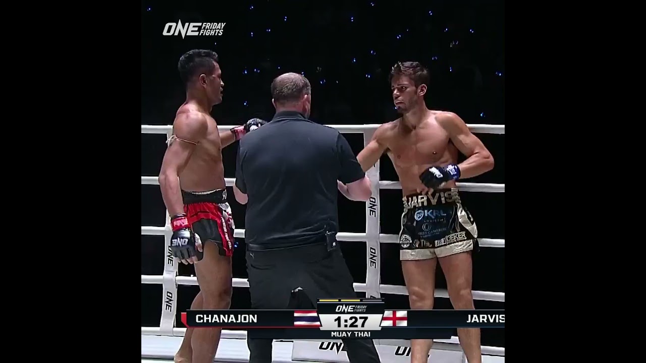 Chanajon checks George Jarvis’ chin with a head kick! # ...
