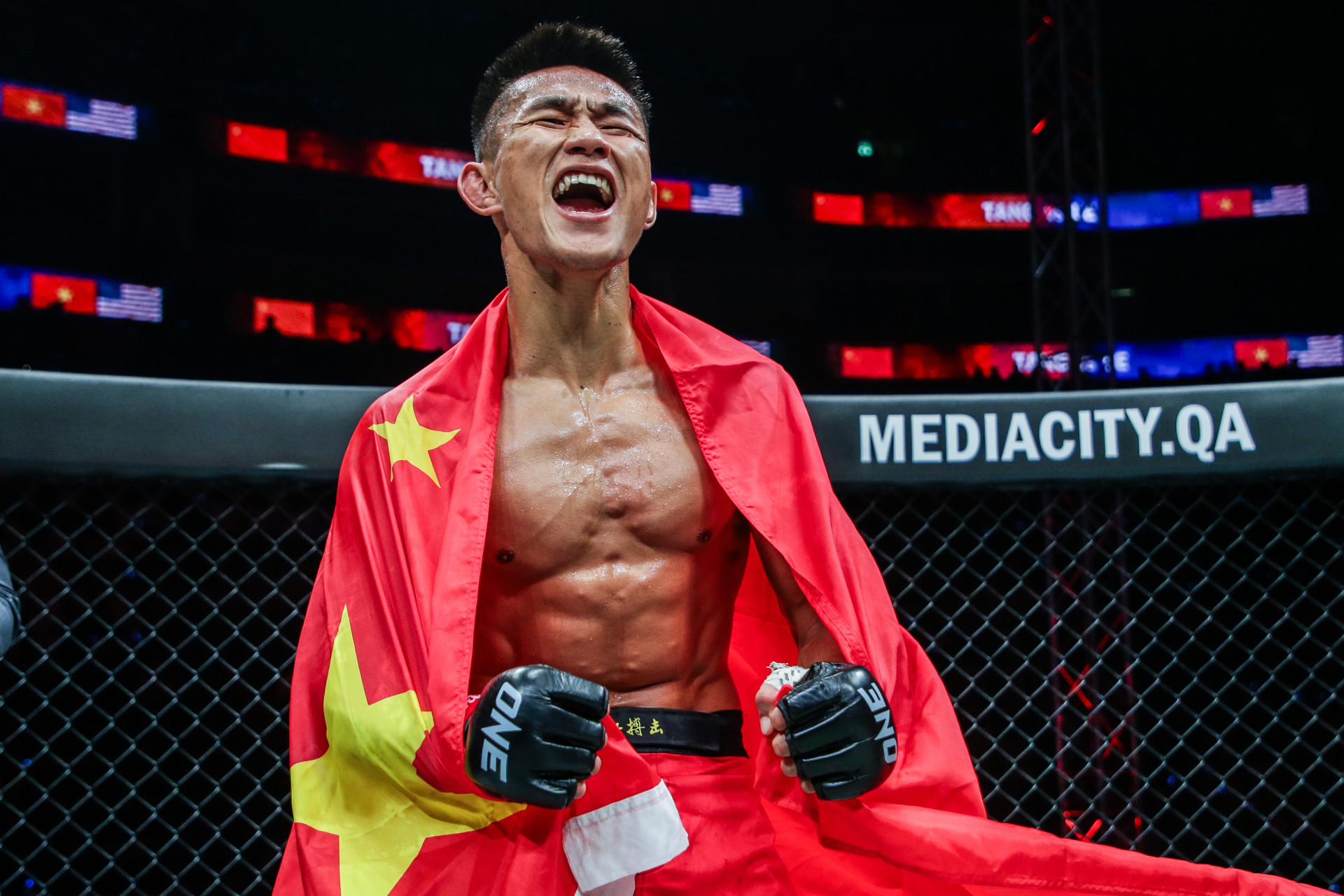 Tang Kai Unifies Featherweight MMA World Title With Third-Round TKO Of ...