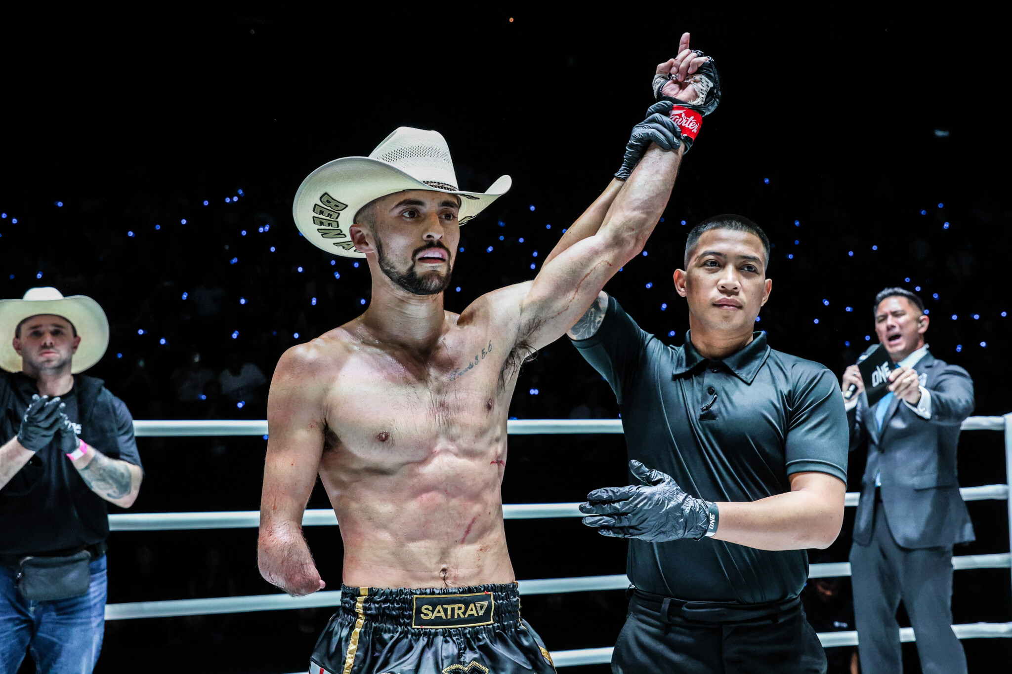 Limb-Different Fighter Jake Peacock To Face Shinji Suzuki In Muay Thai ...