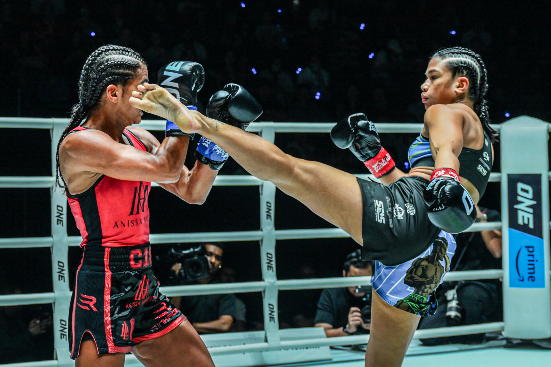 Jackie Buntan Vs. Stella Hemetsberger: 4 Keys To Victory In Strawweight Muay Thai World Title ...