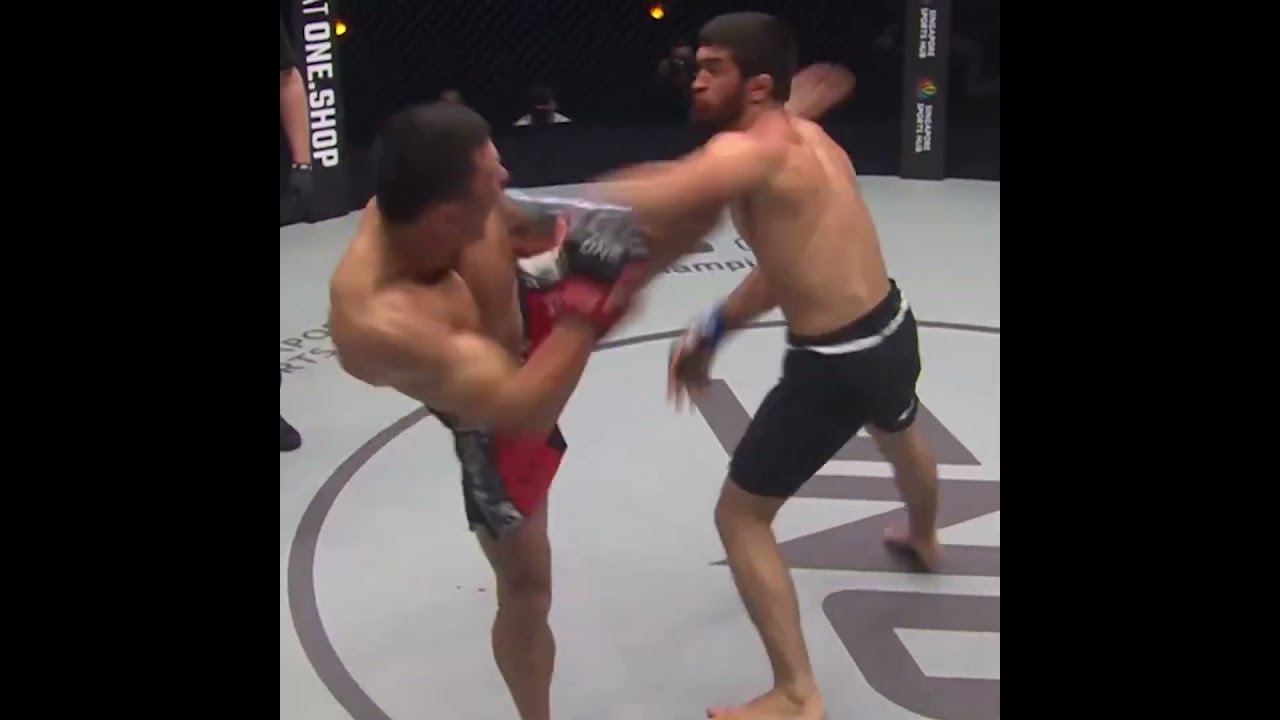 ⏪ Throwback ⏪ Rewatch the wild MMA battle between Dagi Arslanaliev and ...
