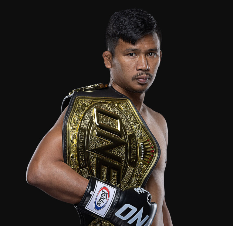 Superlek “The Kicking Machine” Kiatmoo9 MMA Stats, News, Videos ,and ...