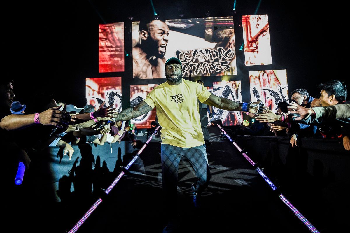 Leandro Ataides Terinspirasi Oleh Mendiang Ayahnya - ONE Championship ...