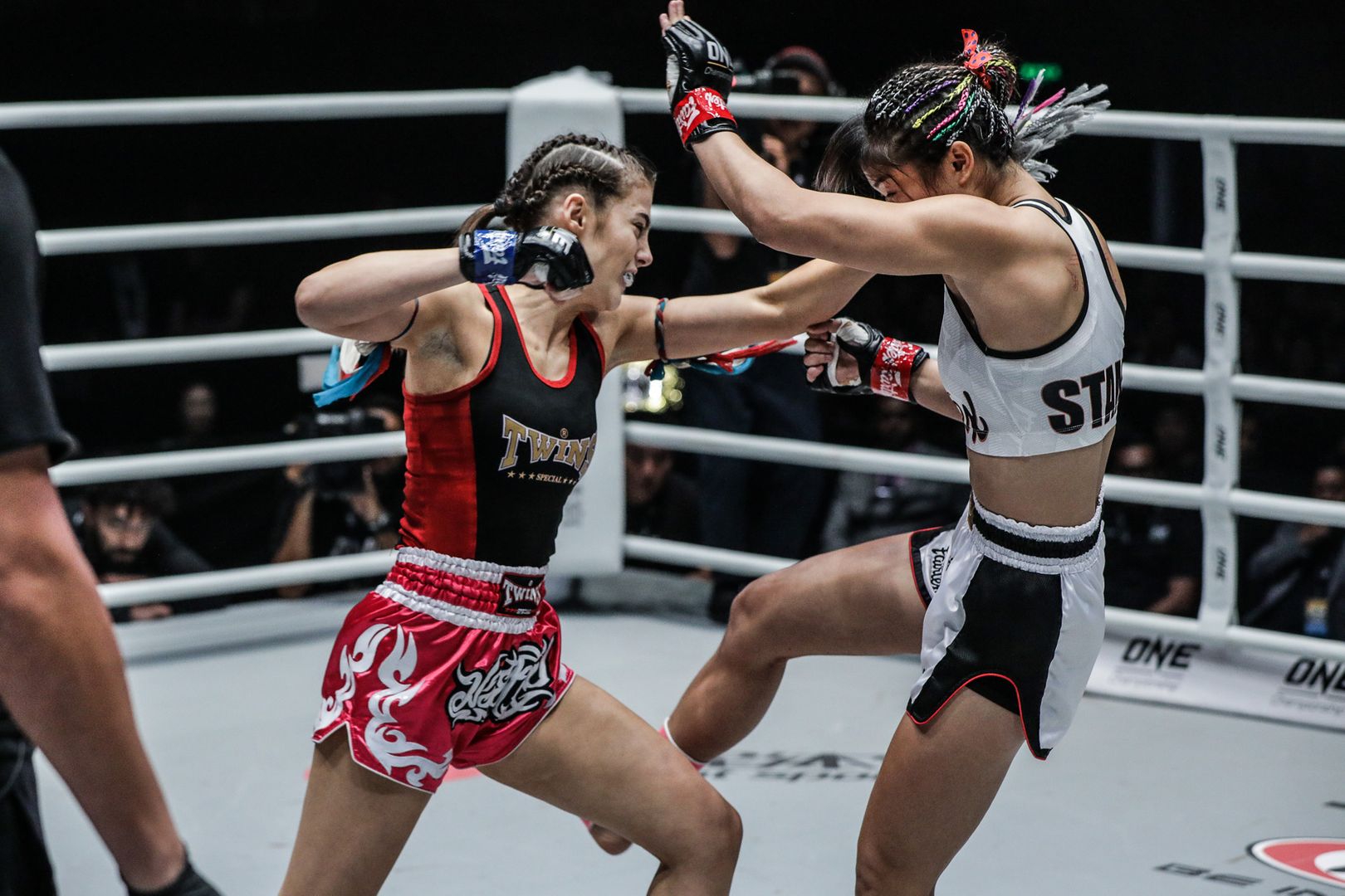 Alma Juniku Bersemangat Tampilkan Kemajuan Di ONE: MASTERS OF FATE ...