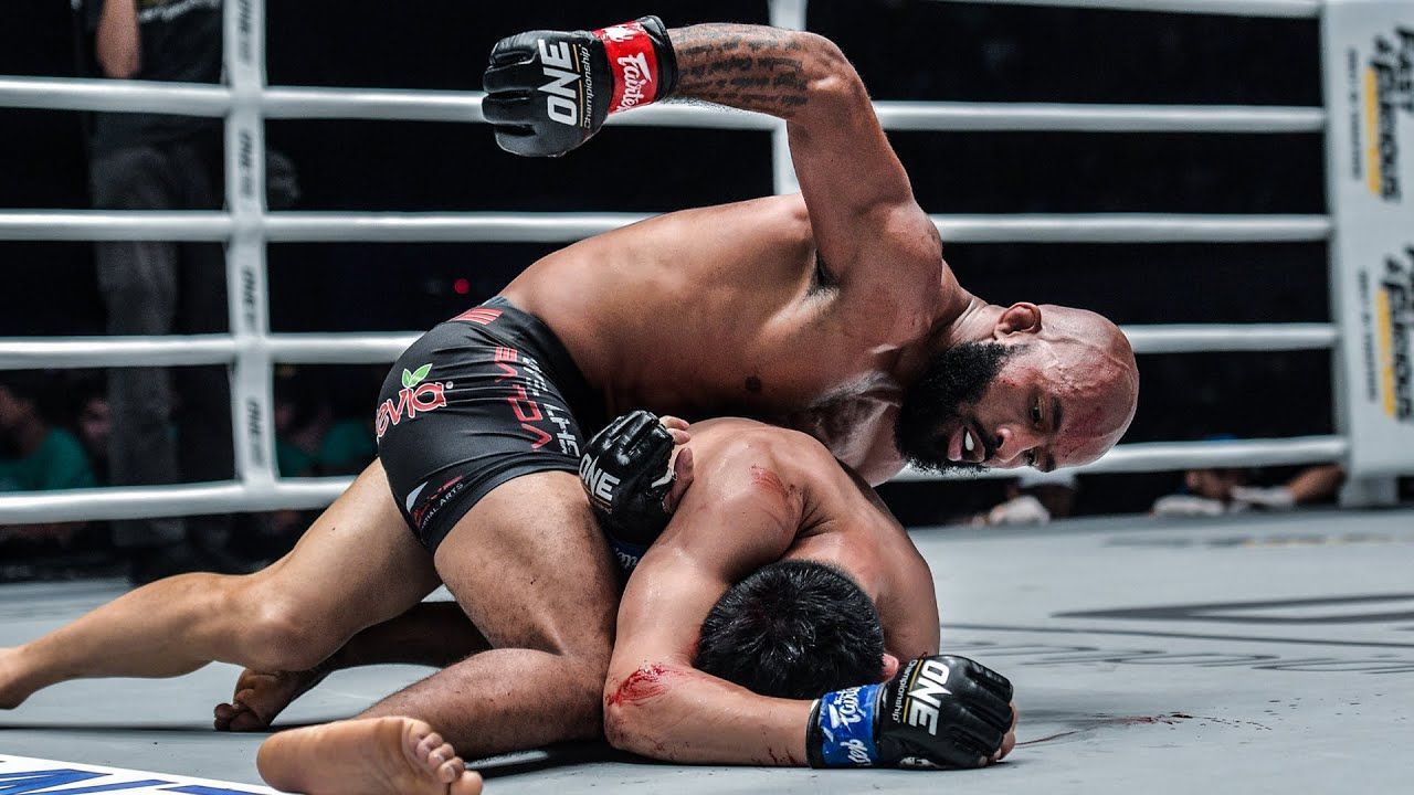 5 Latihan Samsak MMA Bagi Para Pemula