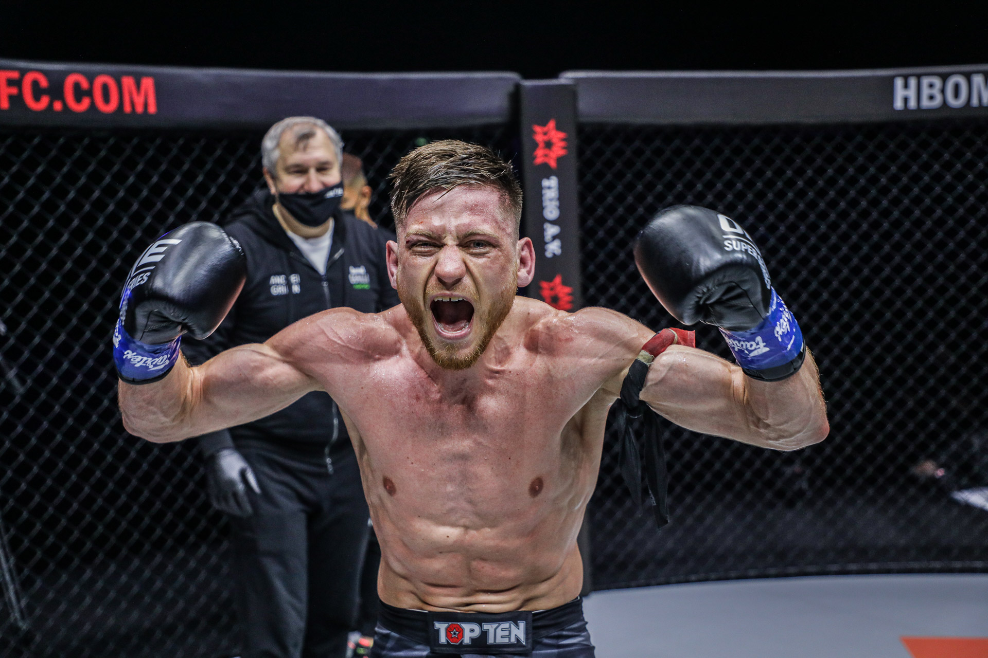 5 Alasan Untuk Menantikan Featherweight Kickboxing Grand Prix