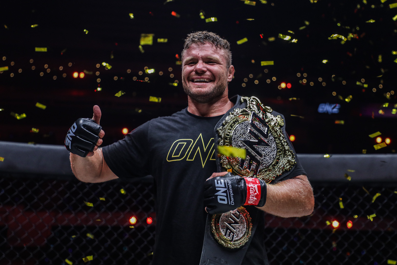 Malykhin KO Grishenko, Jadi Juara Dunia Interim Heavyweight