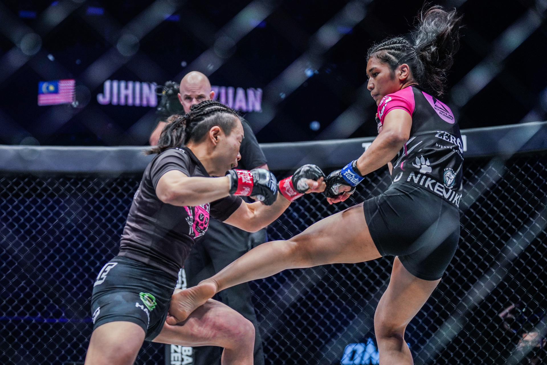 Jihin Lolos Dari Ujian Berat, Raih Keputusan Atas Yamaguchi - ONE ...