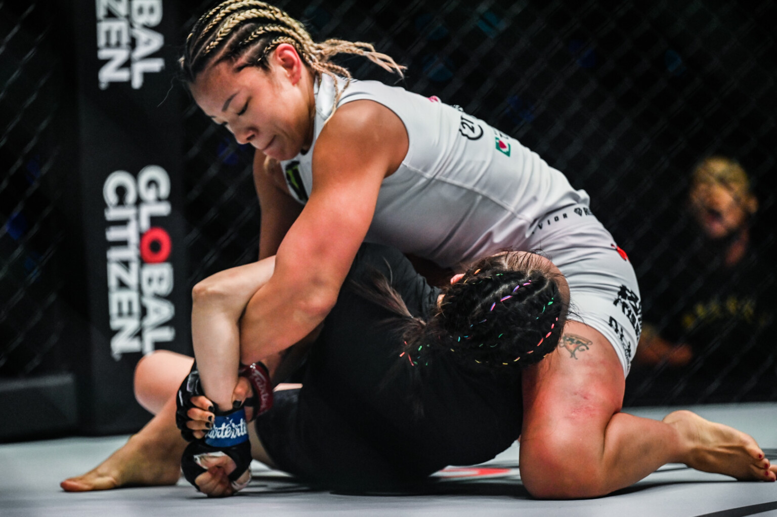 Pejuang Wanita: 5 Bintang ONE Championship Yang Bisa Masuk Ke ...