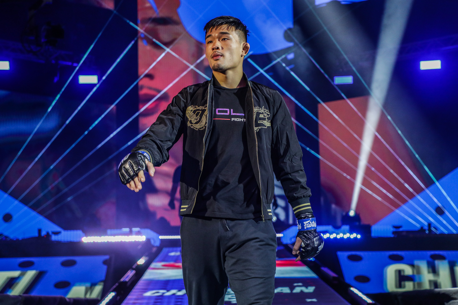 ไม่ปล่อยให้หลุดมือ “คริสเตียน” ประกาศซับมิชชัน “เคียมเรียน” ในสามยก ...