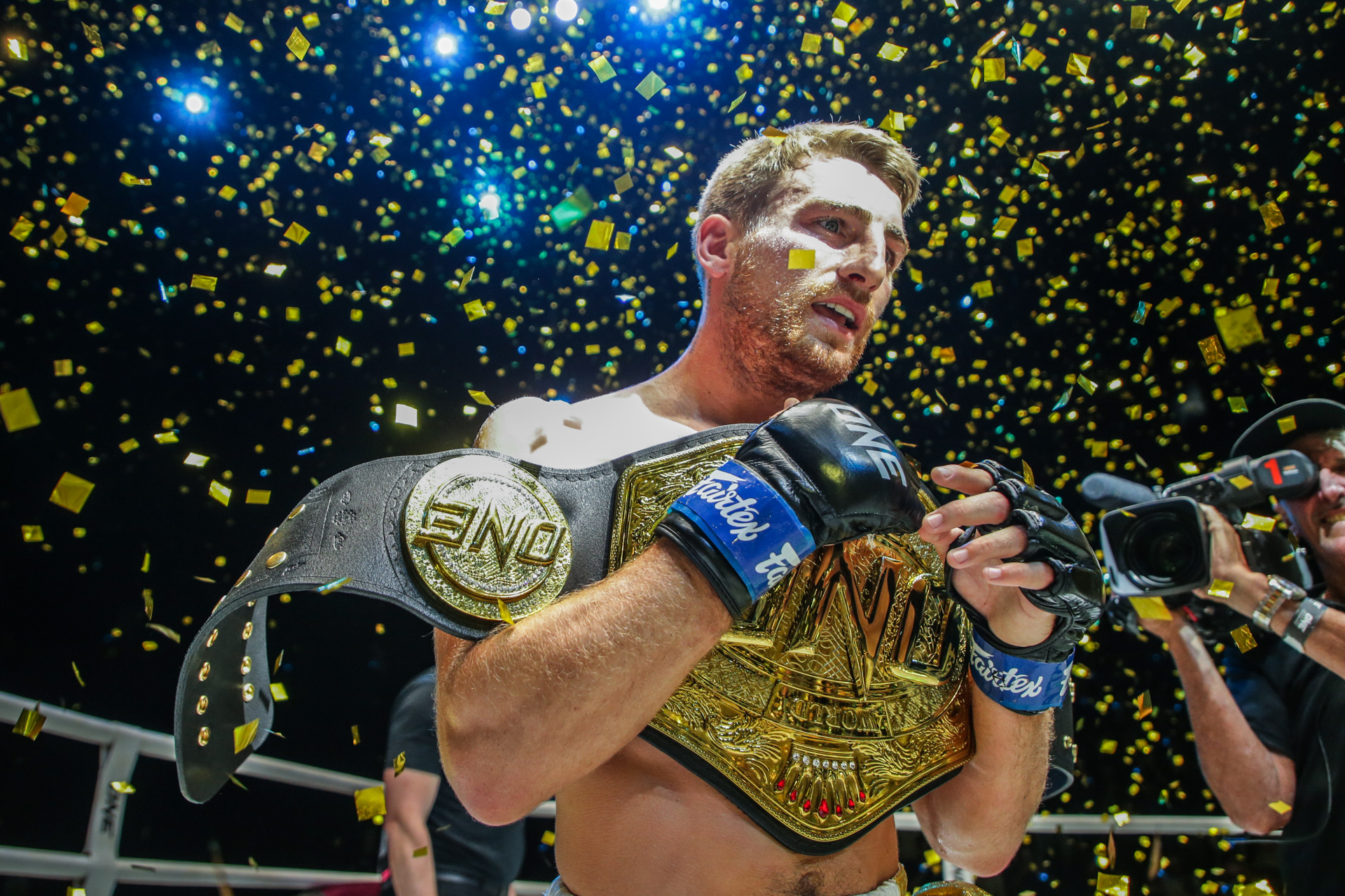 นี่ยุคของผม “แฮ็กเกอร์ตี” ปลื้มคืนสู่บัลลังก์แชมป์โลก พิสูจน์ตัวเองลบคำ ...