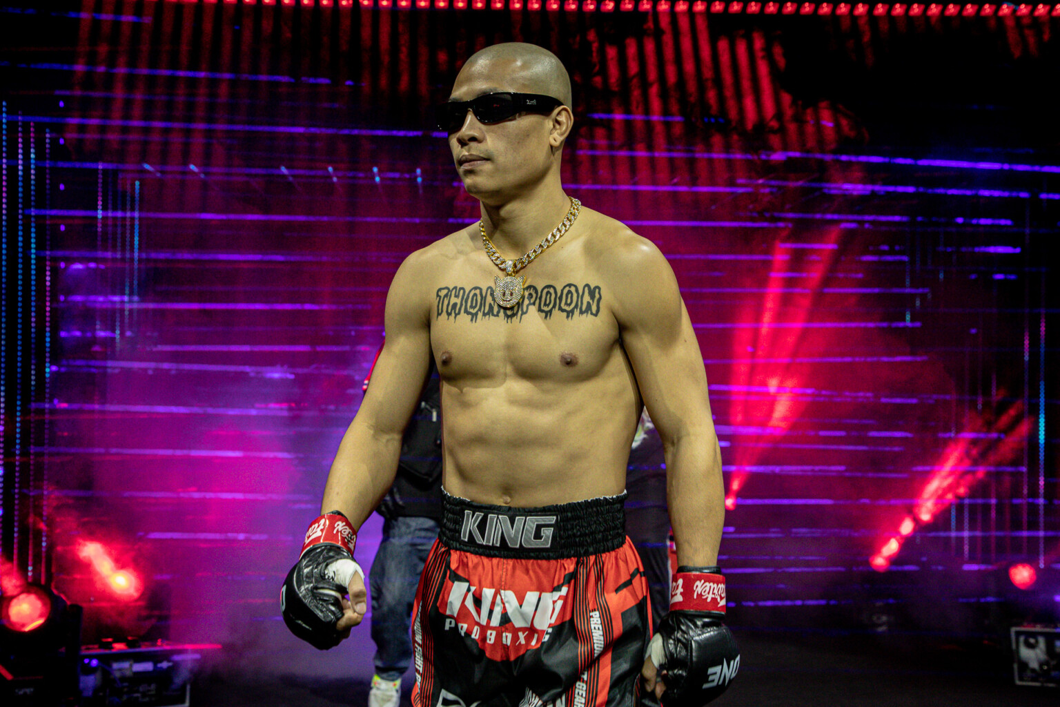 รู้จักตัวตน “ทองพูน” เจ้าของฉายา “โล้นทองคำ” จอมระห่ำแห่งศึก ONE ...