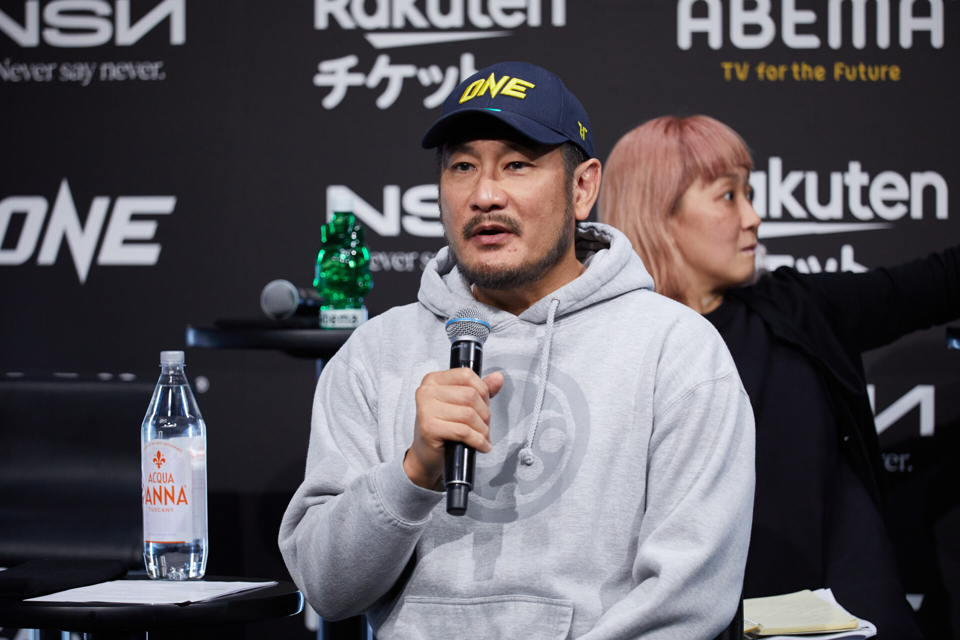 สัญญาลูกผู้ชาย! “รถถัง vs ทาเครุ” พร้อมประจันหน้าศึก ONE 165 ที่ญี่ปุ่น 28 ม.ค.67 - ONE ...