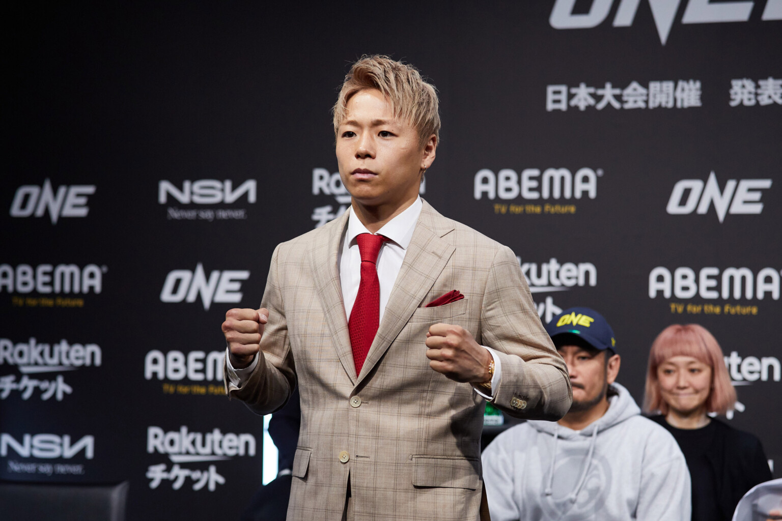 สัญญาลูกผู้ชาย! “รถถัง vs ทาเครุ” พร้อมประจันหน้าศึก ONE 165 ที่ญี่ปุ่น ...