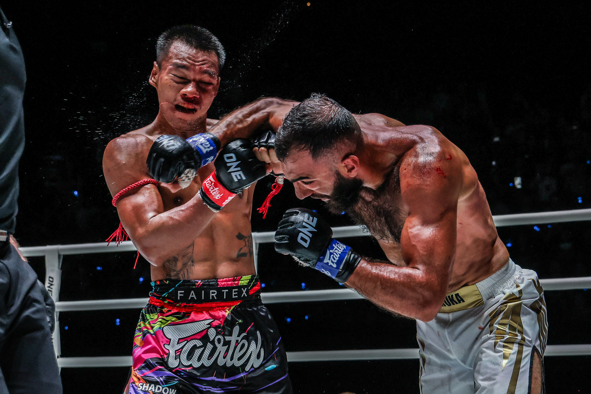 สรุปผลและประมวลภาพศึก ONE ลุมพินี 52 - ONE Championship – บ้านแห่งศิลปะการต่อสู้