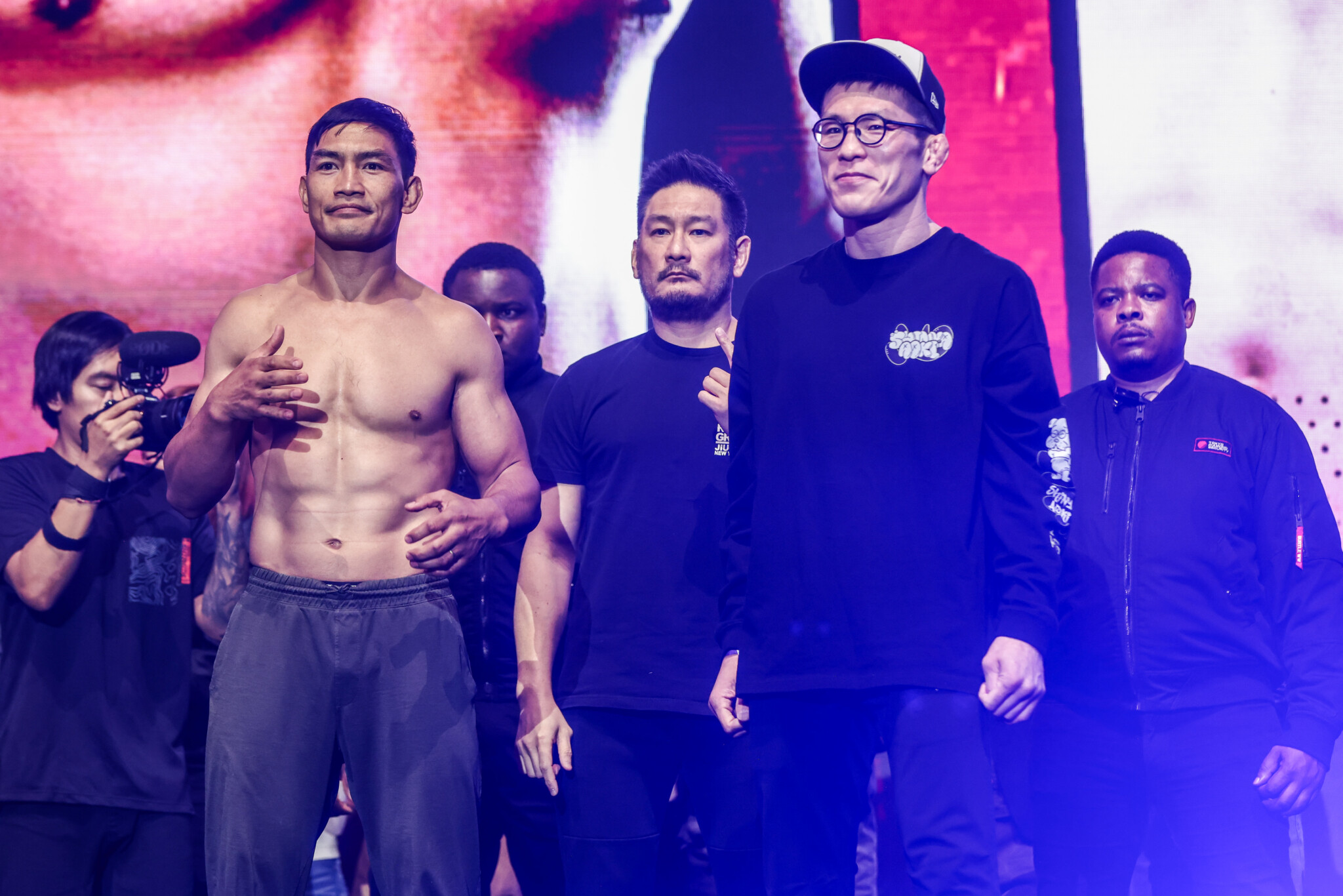 ผลชั่งน้ำหนักและวัดระดับน้ำ ศึก ONE 172: ทาเครุ vs รถถัง - ONE ...