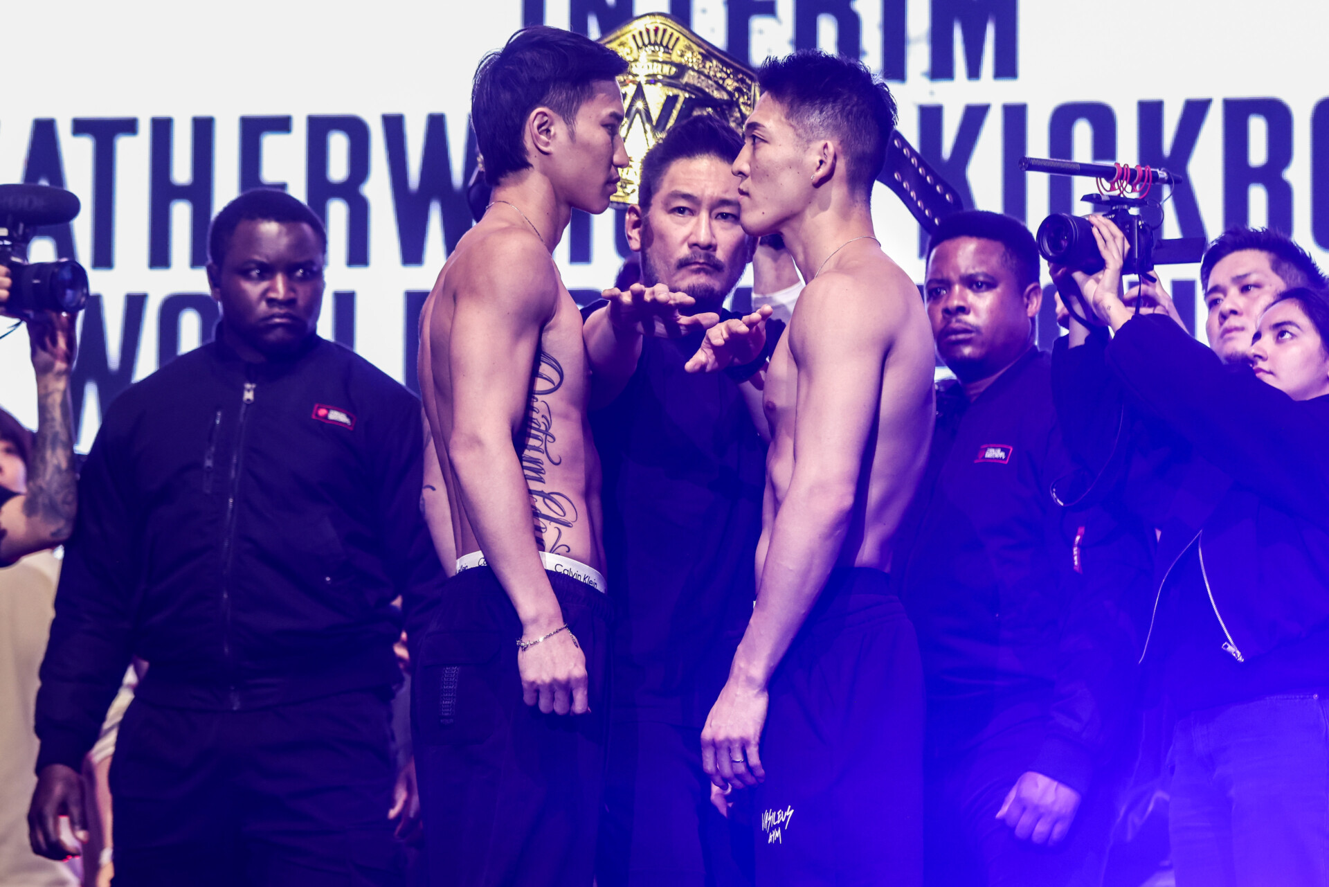 ผลชั่งน้ำหนักและวัดระดับน้ำ ศึก ONE 172: ทาเครุ vs รถถัง - ONE ...