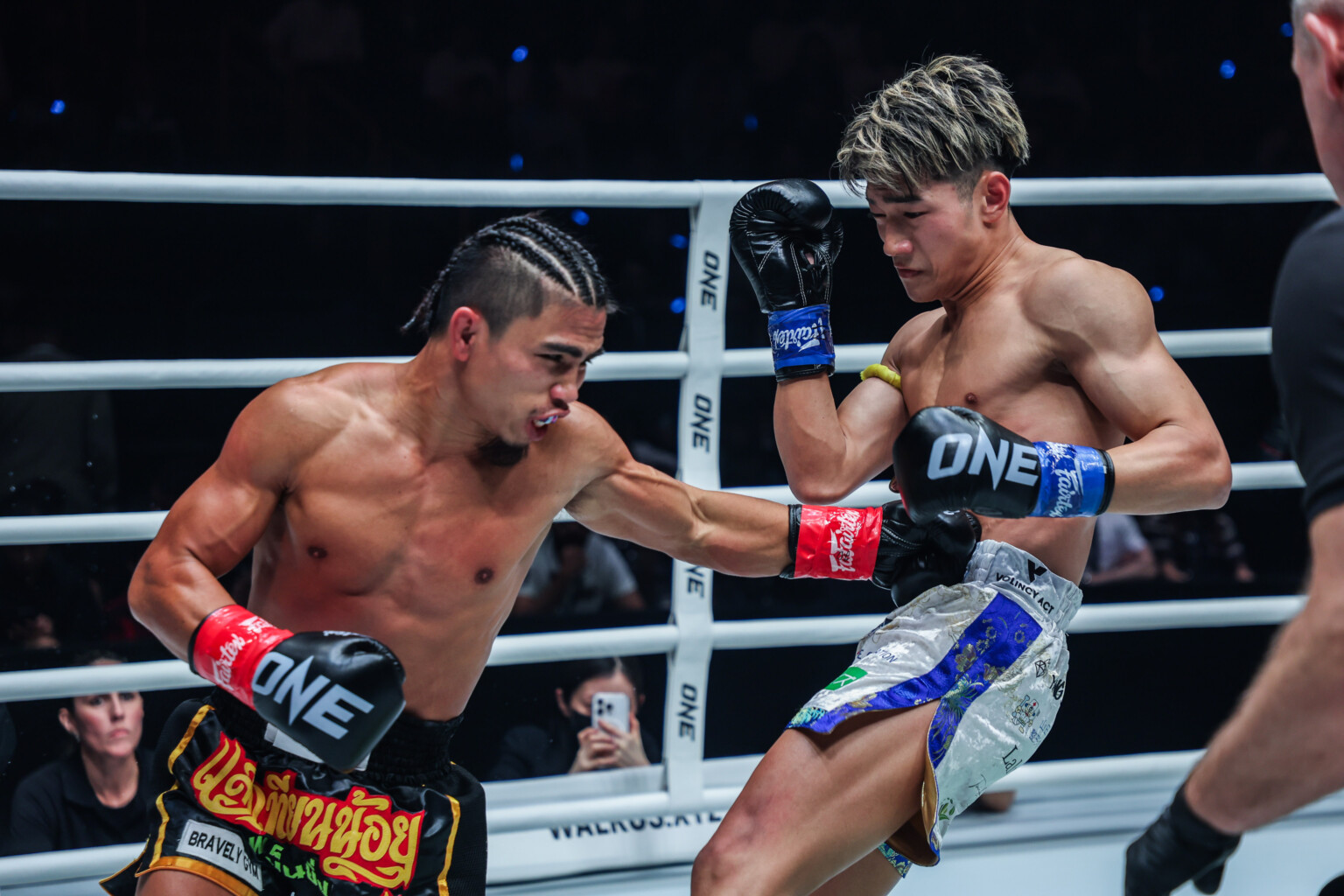 สุริยันต์เล็ก พ.เย็นยิ่ง vs ริวเซอิ คุมางาอิ ศึก ONE 172:ทาเครุ vs รถถัง - ONE Championship ...